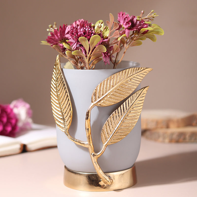 Buy Gemma Glass Vase - Grey & Gold Online in India | Vaaree